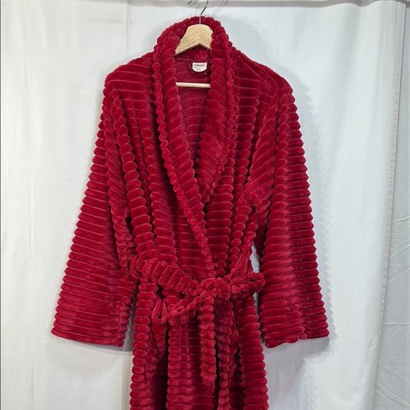 Soma | Intimates & Sleepwear | Soma Red Plush Robe | Poshmark